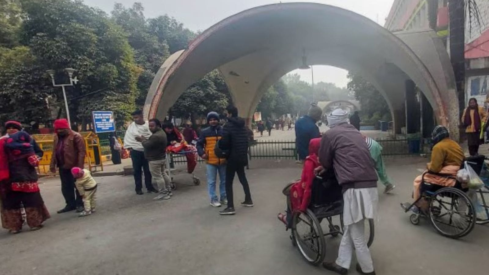 Cough, fever, body ache: H3N2 flu cases spike in Delhi; doctors say ...