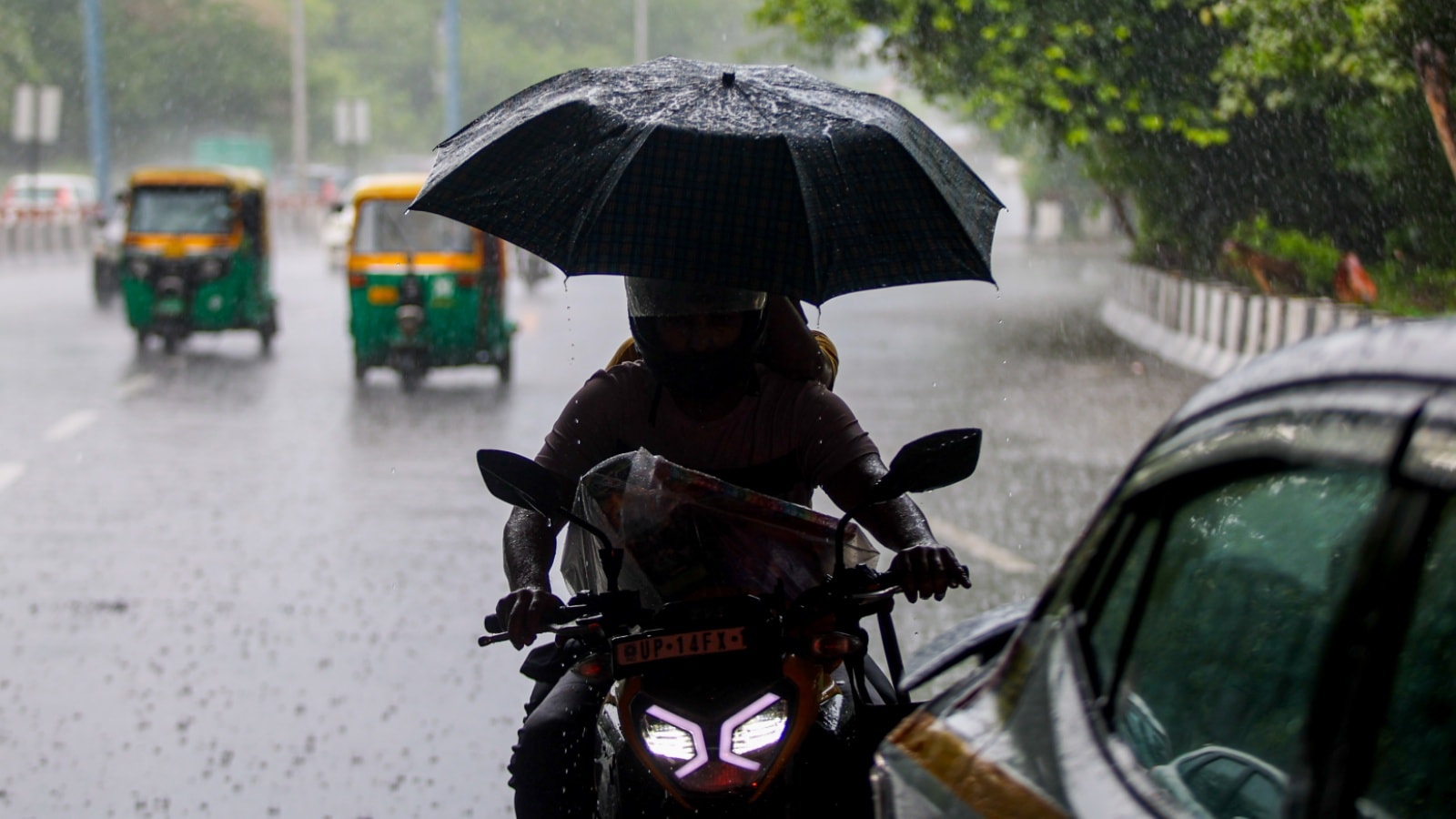 Monsoon exits from Delhi, earliest withdrawal since 2002 | Delhi News ...