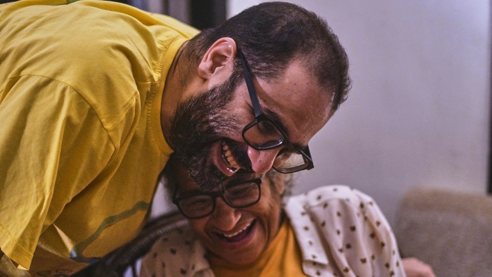 Egyptian activist Alaa Abd el-Fattah released from prison after presidential pardon | World News ...