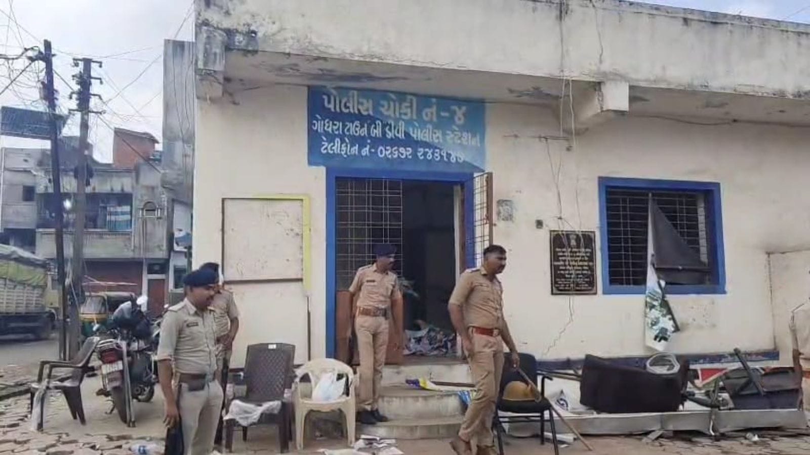 Arson at Godhra police chowki: 24 arrested so far, police on lookout ...