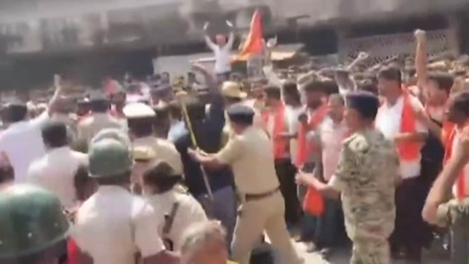 Maddur clashes: 21 arrested; BJP accuses Karnataka govt of being ‘anti ...