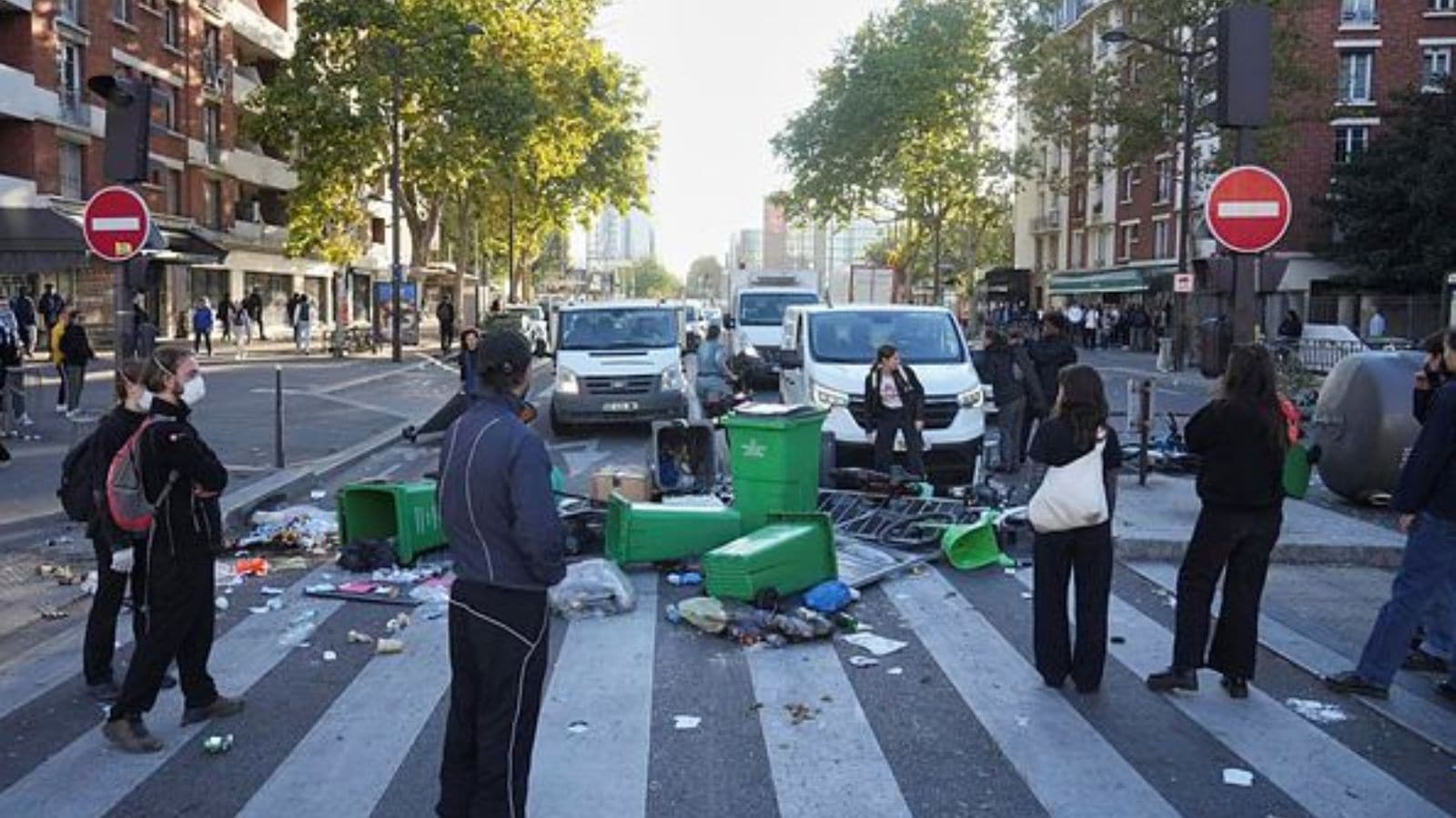 Protesters clash with police in Paris as ‘Block Everything’ movement ...