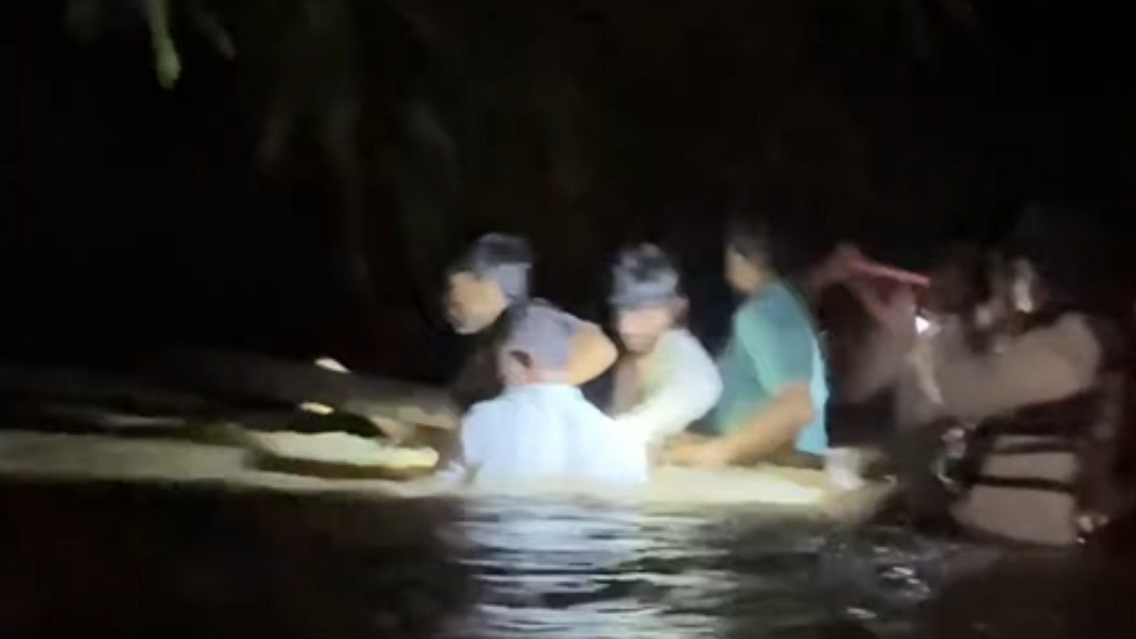 Uddhav Sena MP Rajenimbalkar joins NDRF in flood relief, rescues family ...