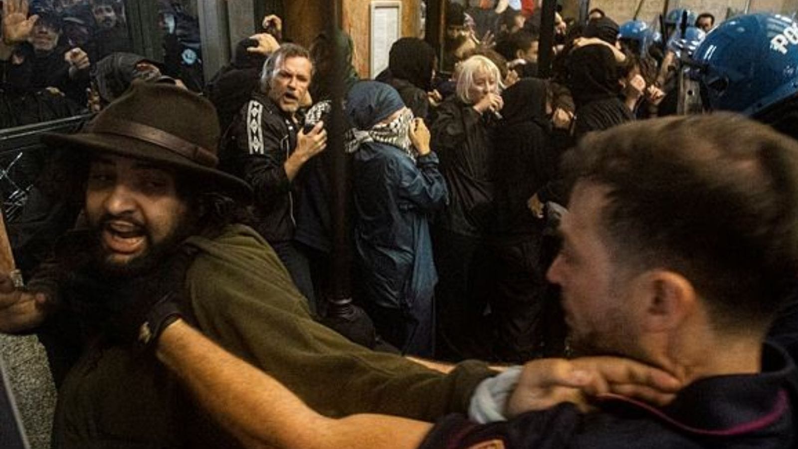Italian workers’ strike in solidarity with Gaza brings disruptions ...