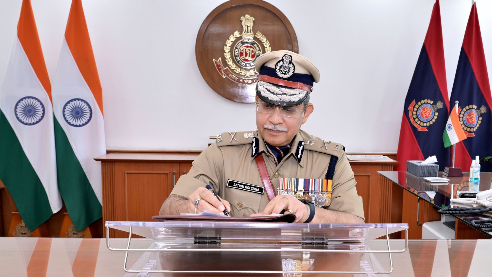 Give suggestions for ‘improving efficiency and service delivery of force’: Delhi Police ...