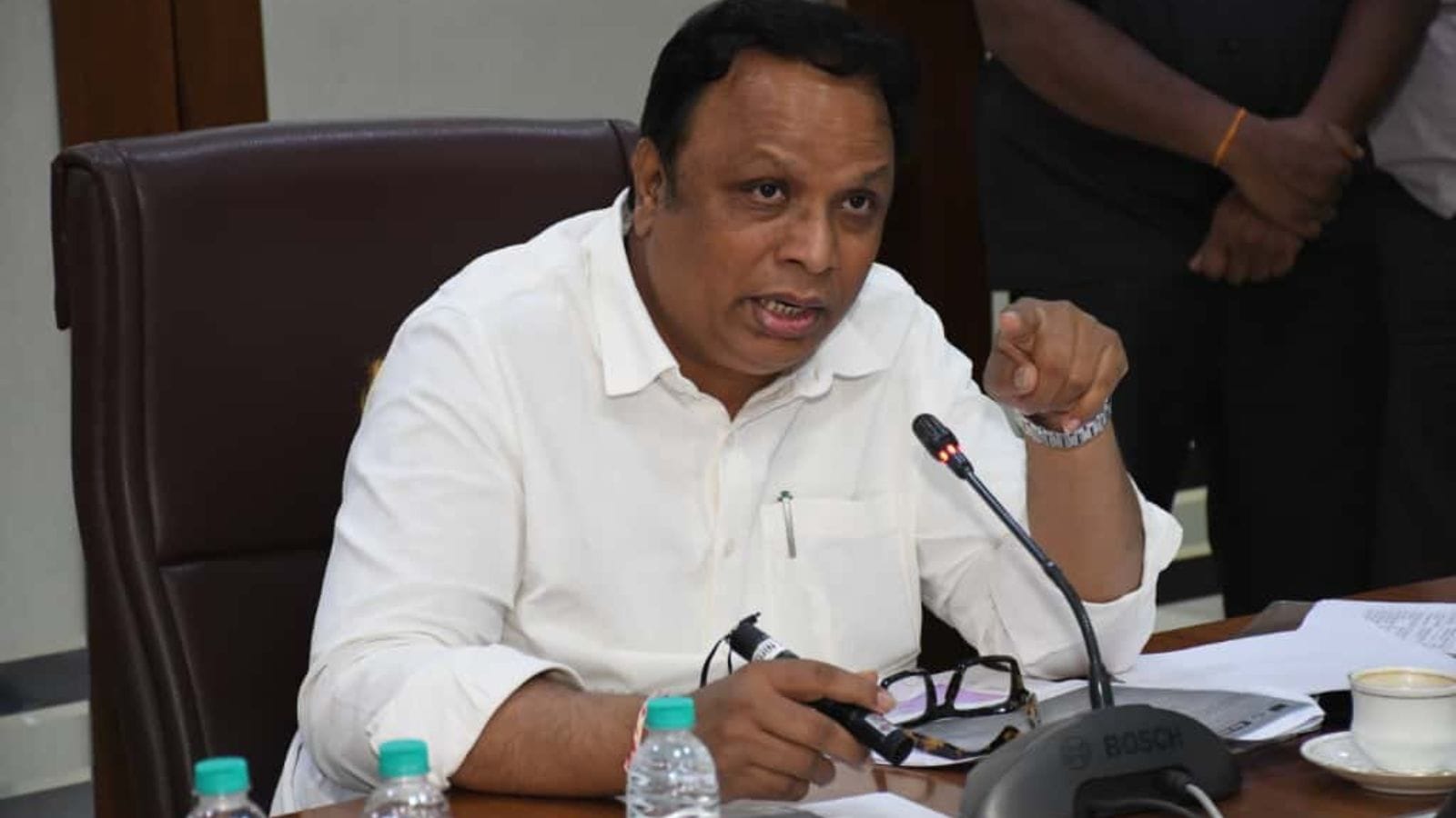 Affected by Coastal Road, Bandra-Versova Sea Link: Shelar orders ...