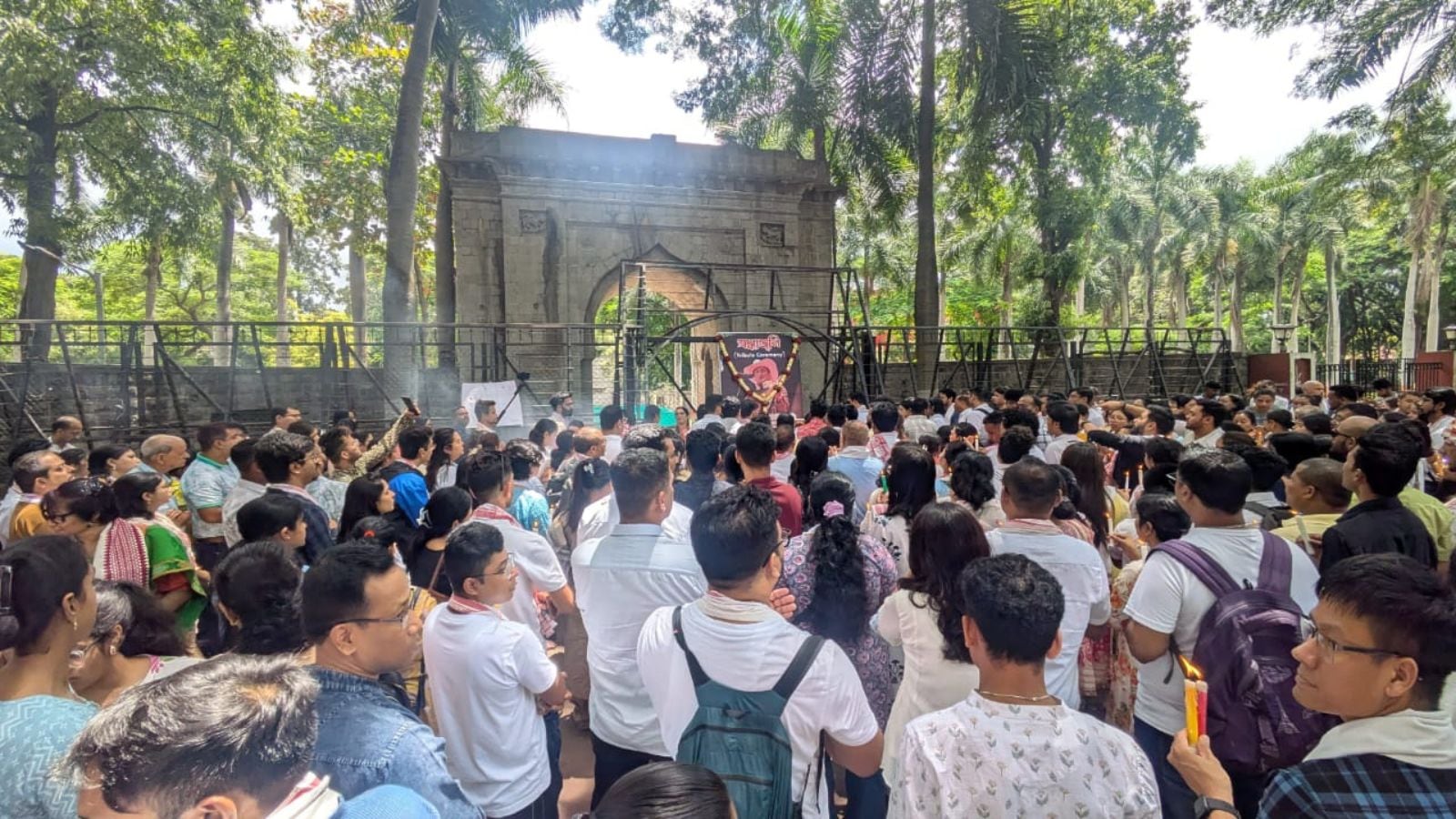 As If Assam Lost Its Soul: Diaspora in Pune mourns the Death of Zubeen ...