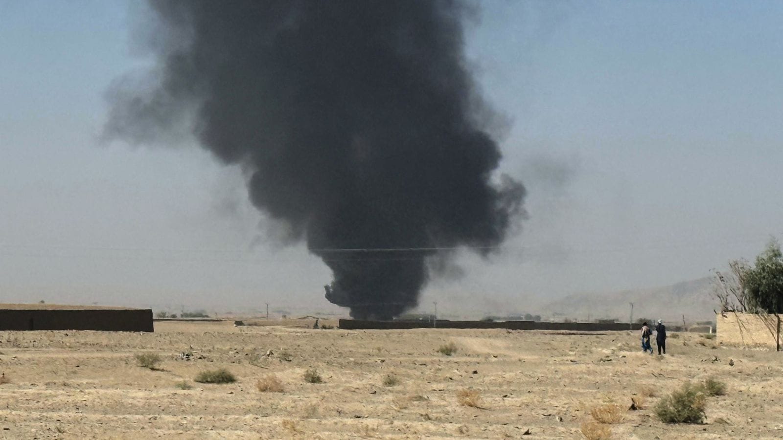 Deadly clashes at Afghanistan-Pakistan border: What we know so far ...