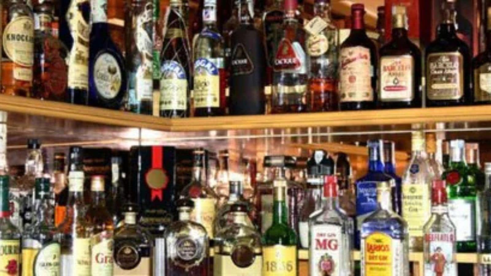 All shops, except bars and liquor outlets, can operate 24×7 in ...