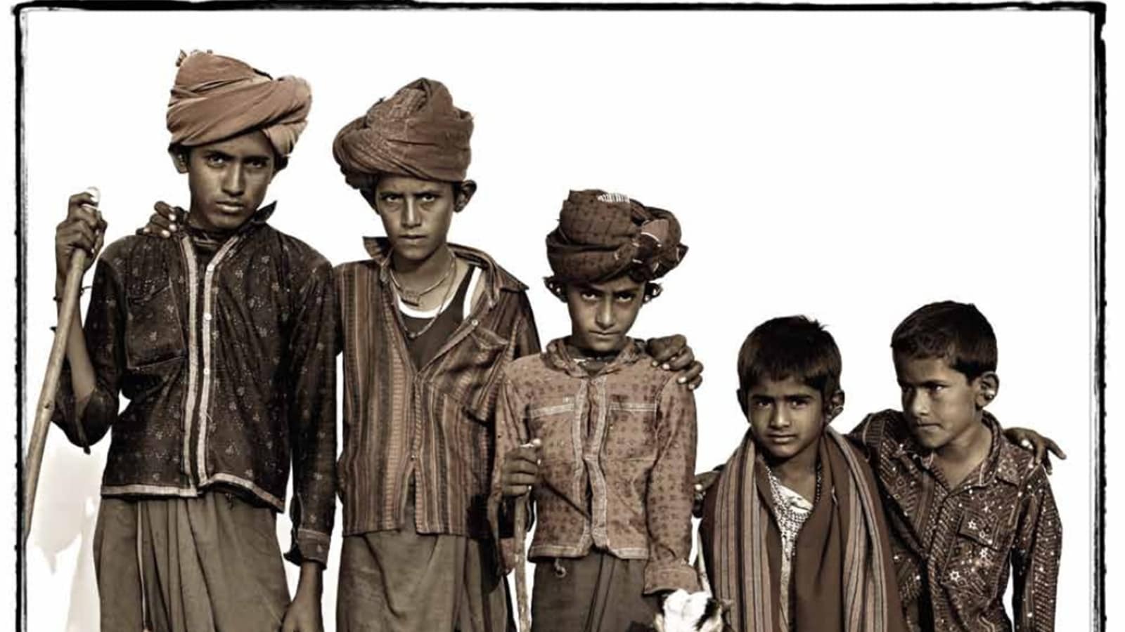 From desert trails to gallery walls: The Rabari tribe in ‘Wanderlust ...