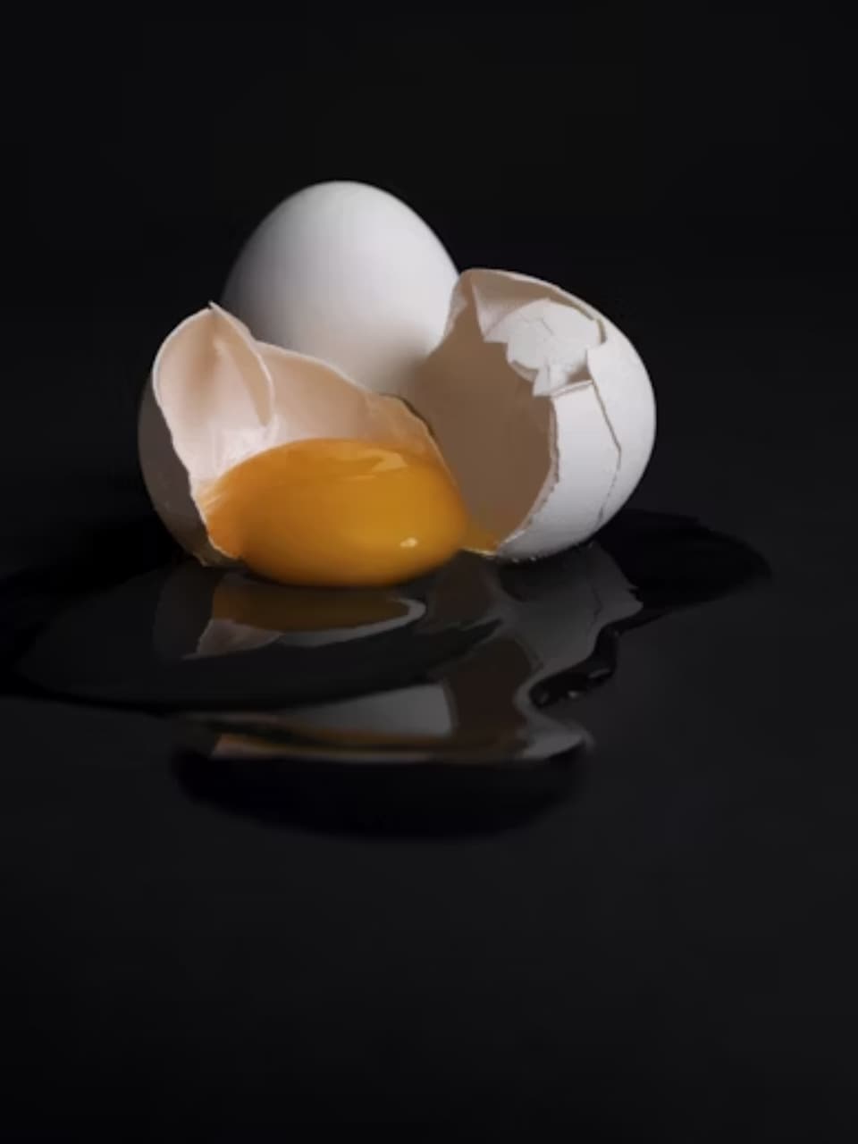 8 reasons why egg yolks are important for your diet