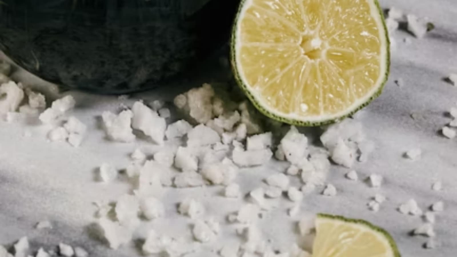 This is what happens when you add a pinch of rock salt to drinking ...