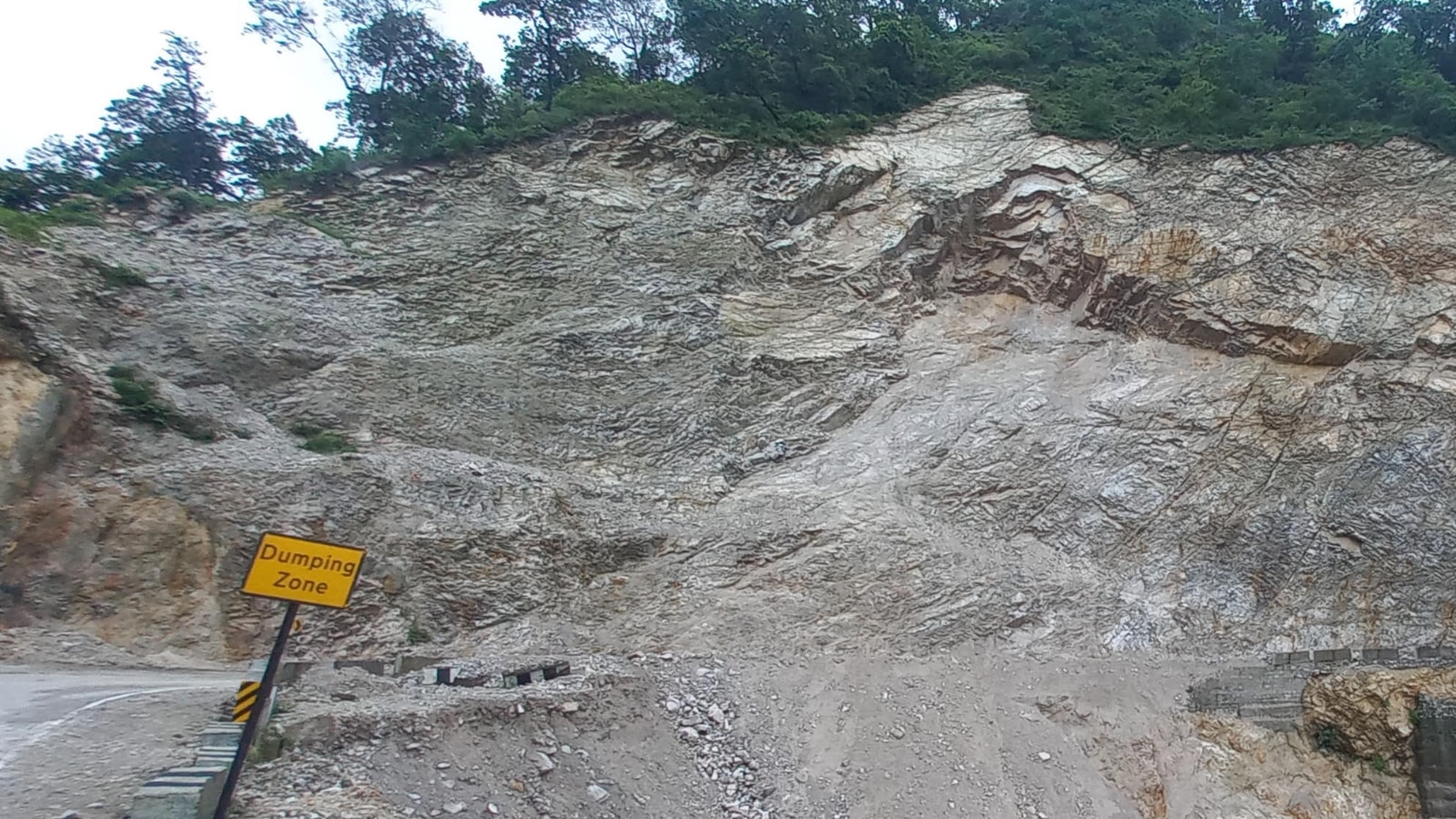 Panel to look into illegal muck dumping in Himachal, Gov gives nod