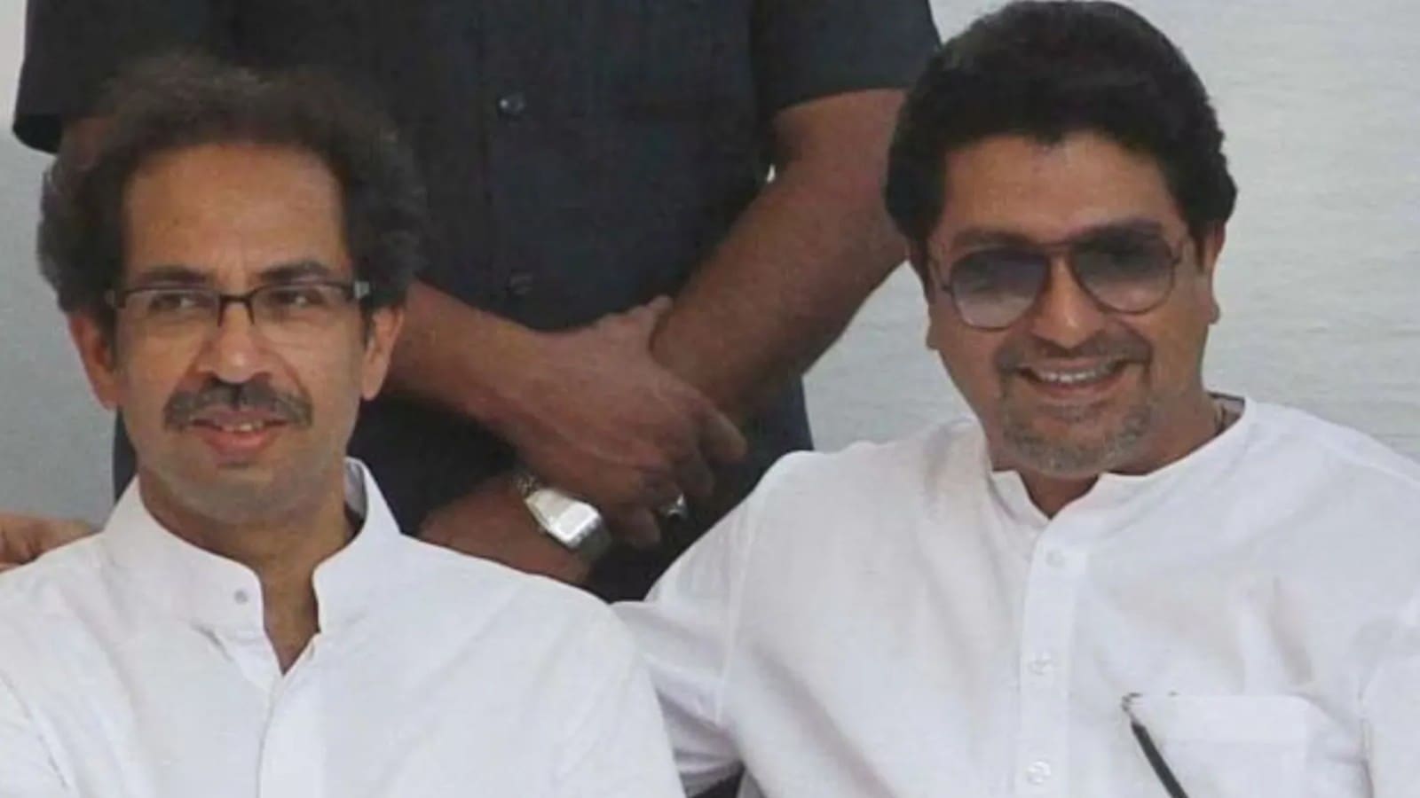 Raj Thackeray visits Matoshree for ‘family lunch’ with Uddhav Thackeray ...