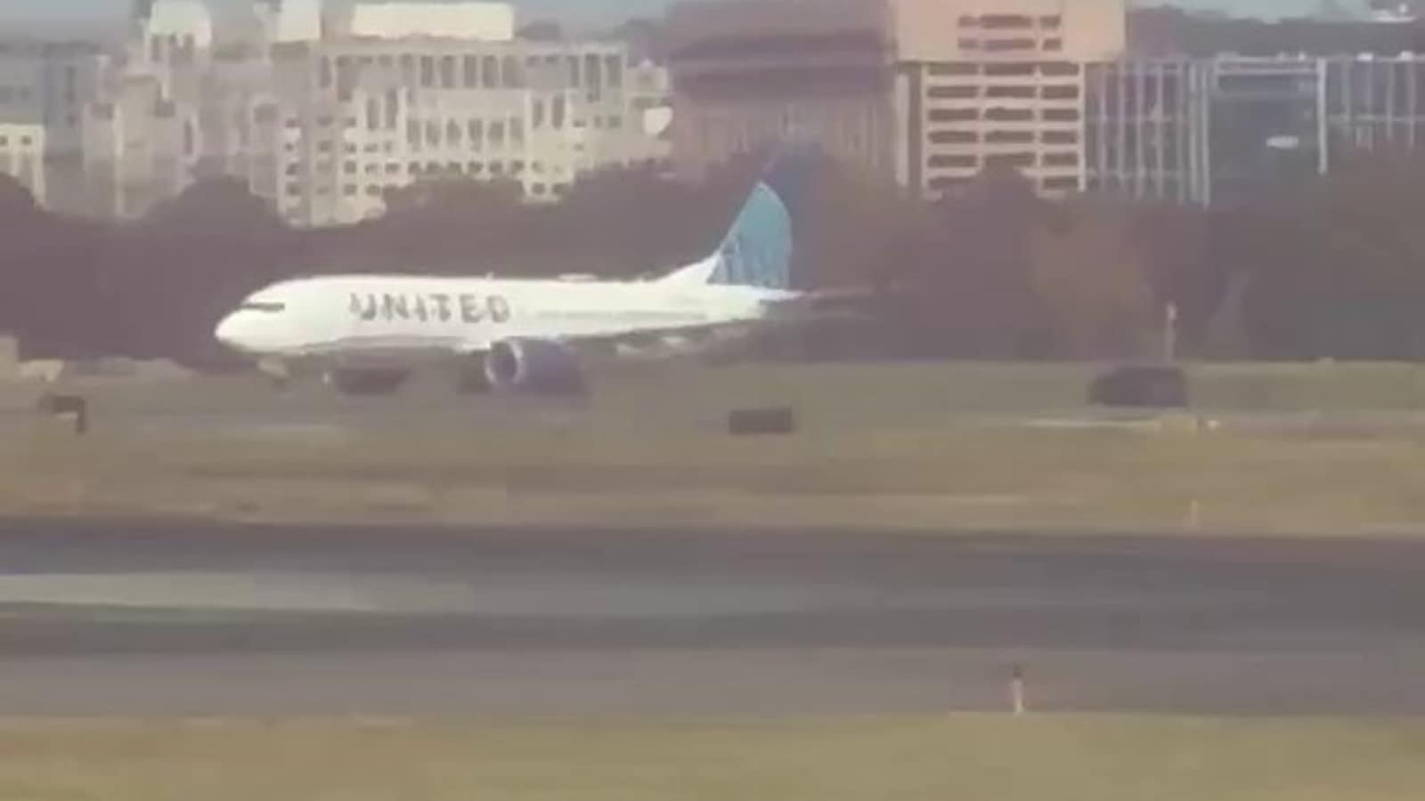 Ronald Reagan Airport Washington bomb threat