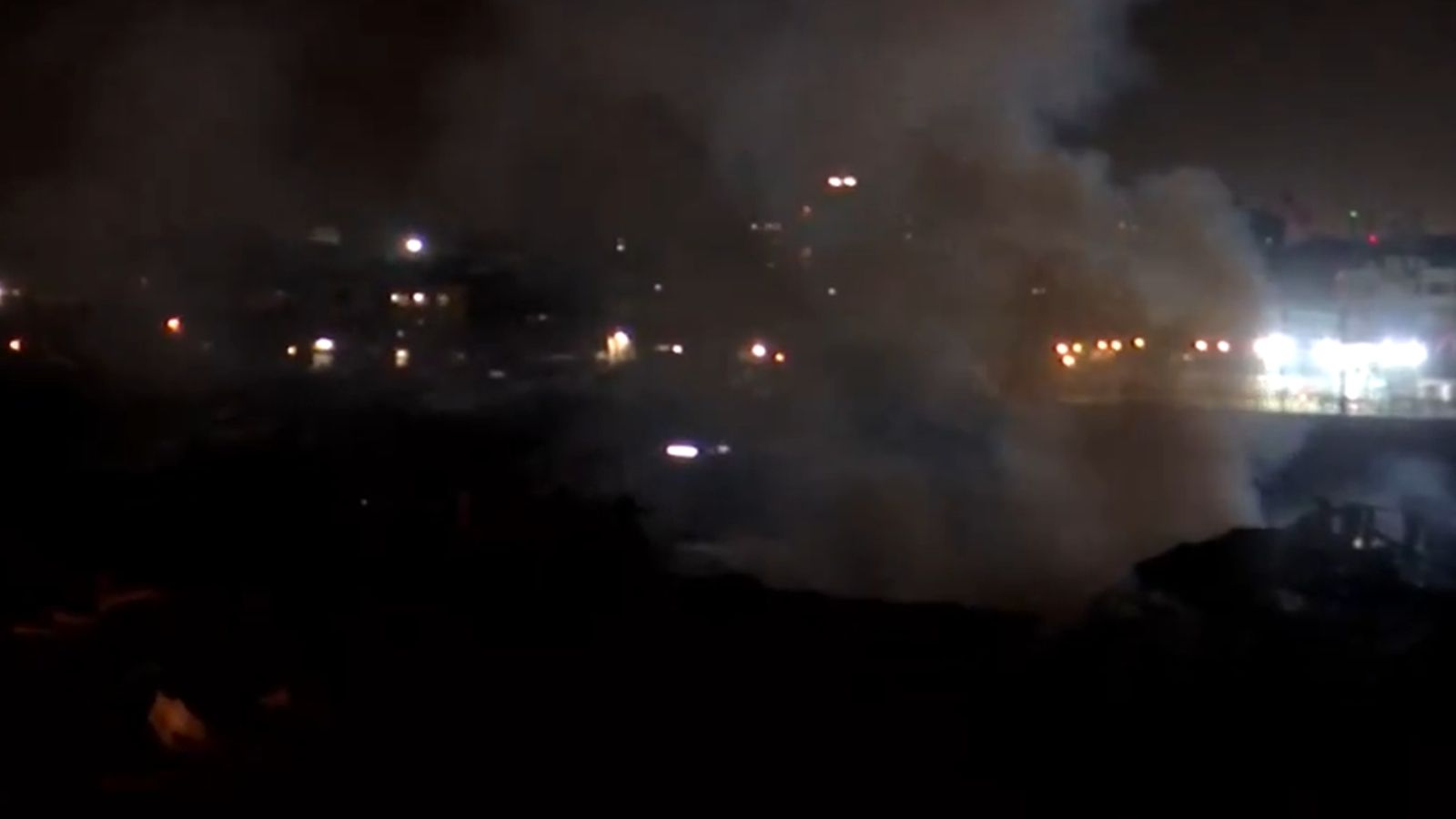 Massive fire breaks out at Kurla godown in Mumbai: VIDEO | Mumbai News ...
