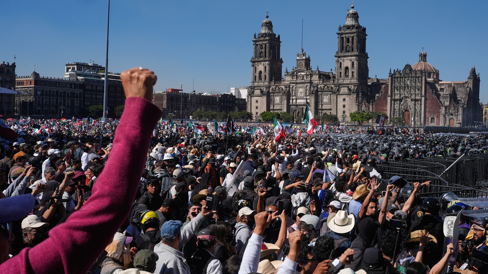 Thousands demonstrate against government over violent crime in Mexico ...