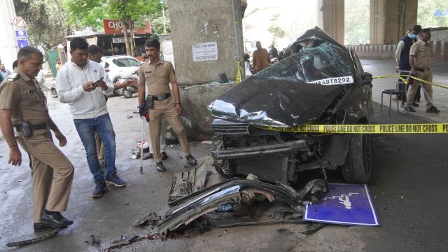Three killed as car crashes into metro pillar: “Born six months apart ...
