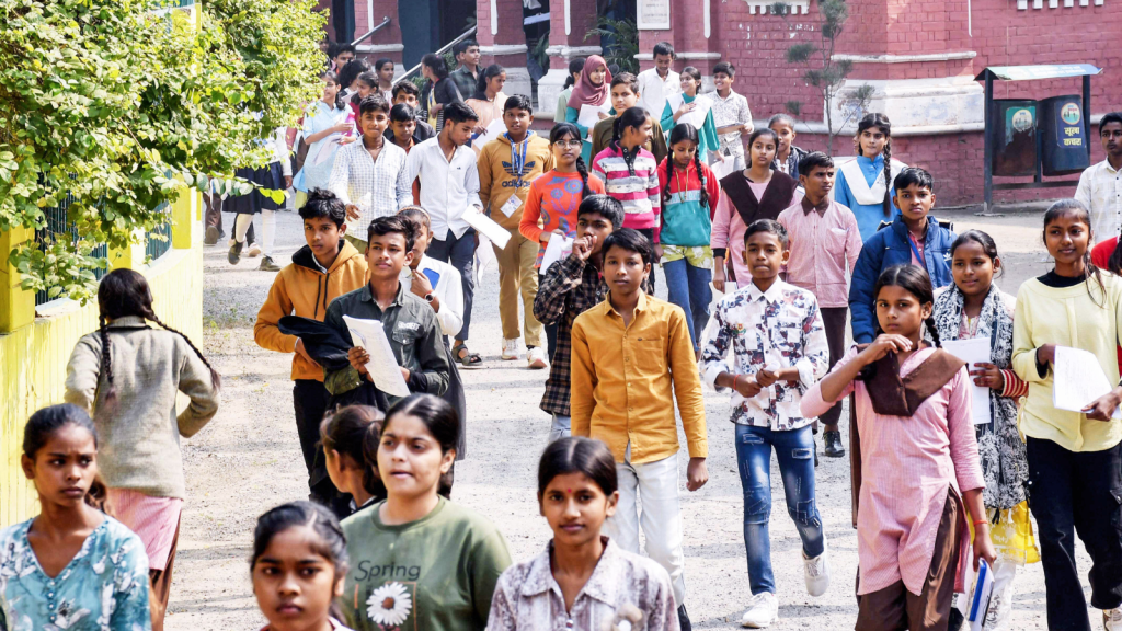 Maharashtra Plans Regulatory Framework to Oversee Coaching Classes