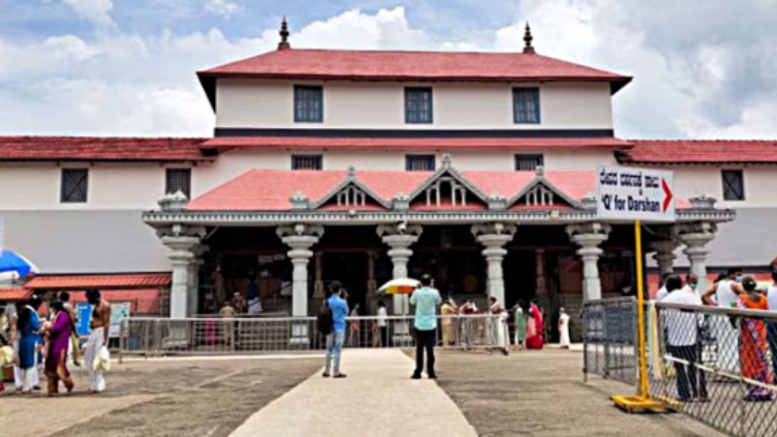 After 3 months in prison, ‘masked man’ who made allegations of secret ...