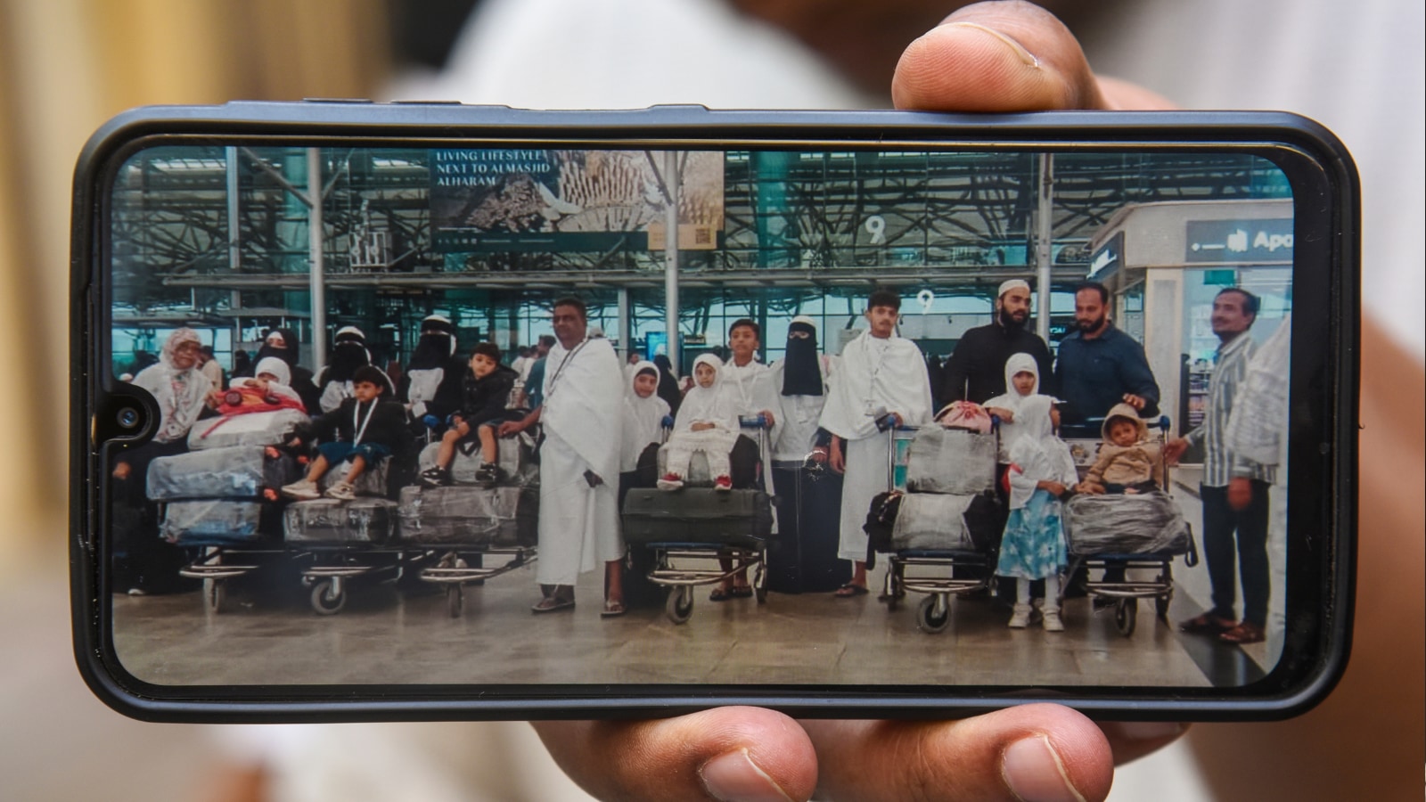 18 Members of Hyderabad Family on Bus That Crashed in Saudi Arabia