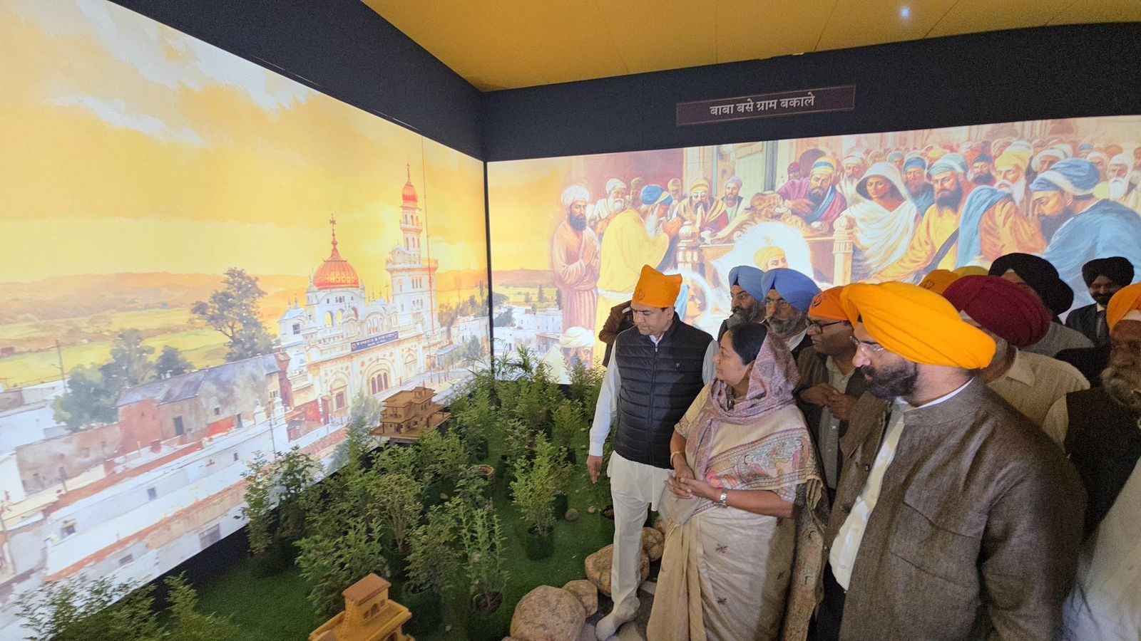 Delhi CM visits Red Fort to take stock of preparations for Gurmat ...