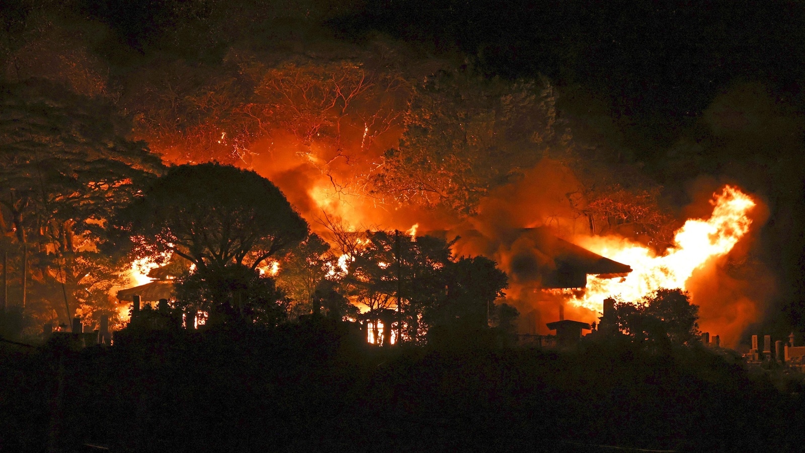 Fire burning in southwestern Japan damages 170 homes, forces ...