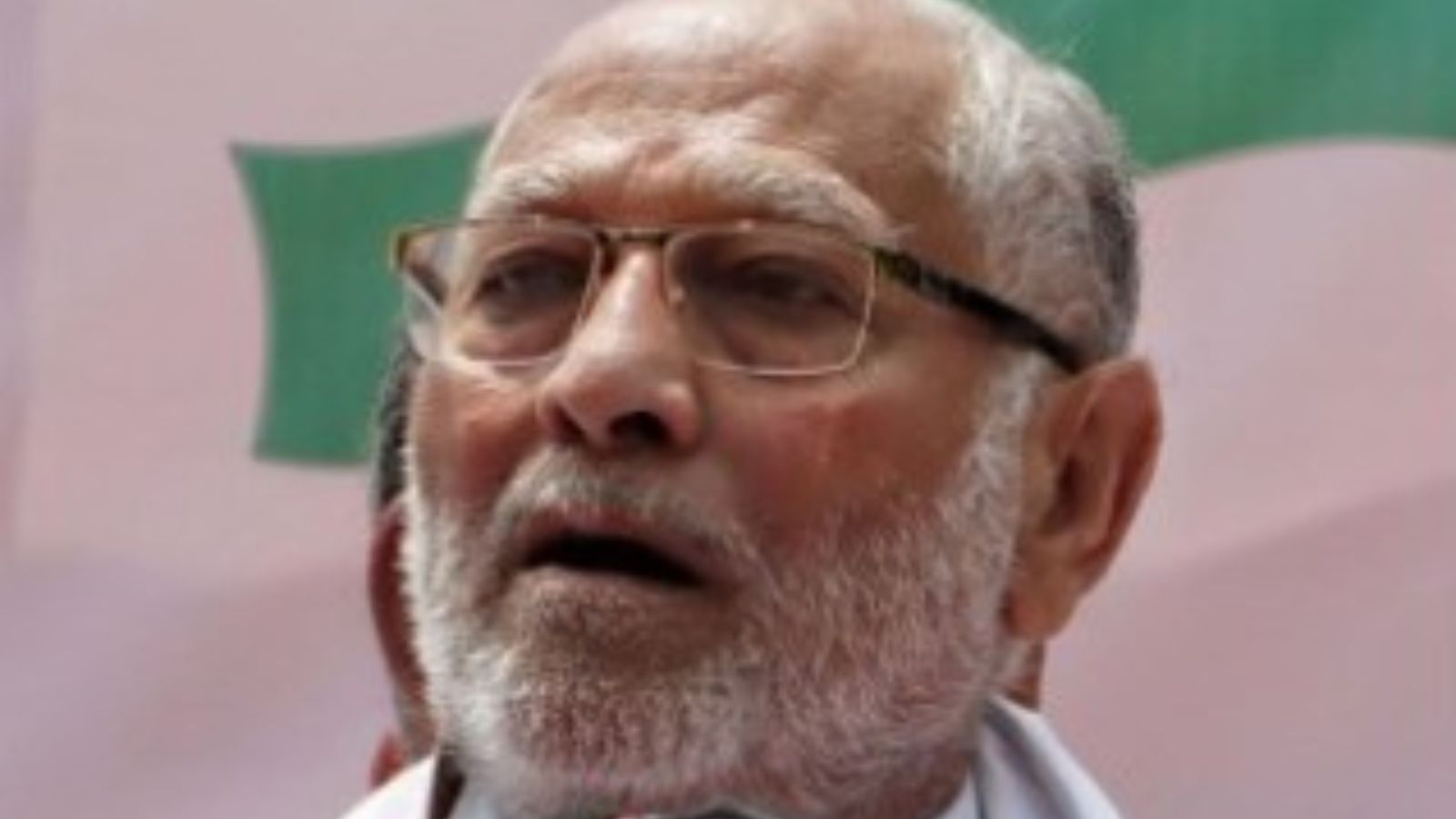 Gujarat fair price shop strike: Govt says FPS owners started grain ...