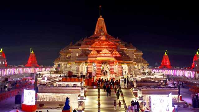 Ayodhya Ram Mandir Flag Hoisting Ceremony 2025 Live Updates: PM Modi to ...