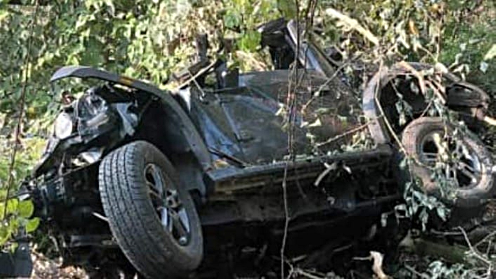 Six friends on trip to Konkan dead as SUV falls into gorge in Tamhini ...