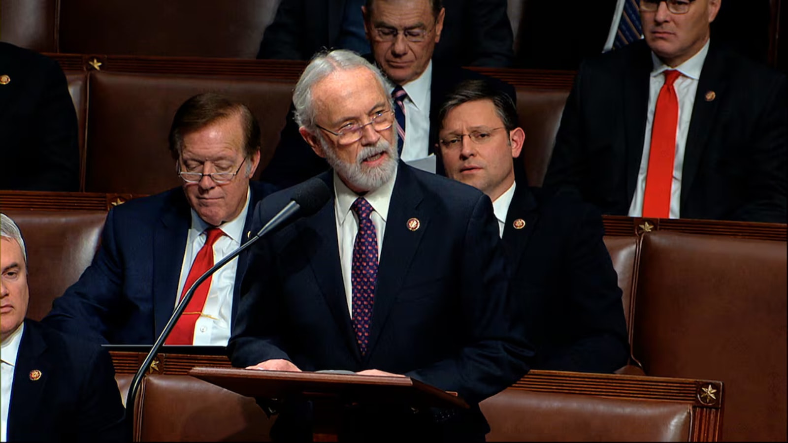 Dan Newhouse, one of the last remaining Republicans who voted to ...