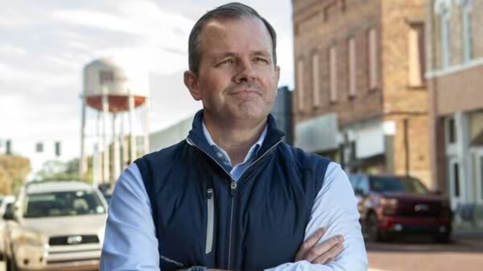 US businessman hailed as ‘real-life Santa’ for giving Rs 2,100 crore bonus to employees ...