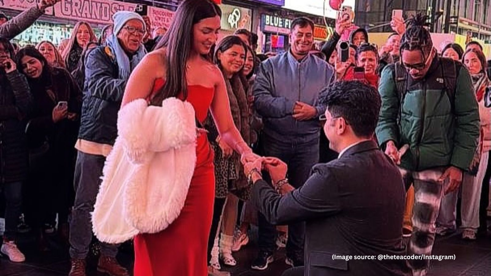 Man surprises girlfriend with Bollywood-style proposal at Times Square ...