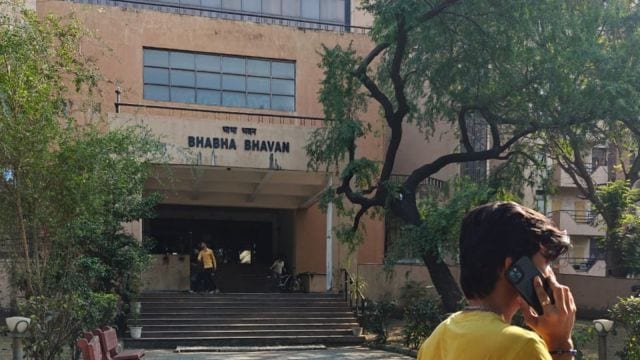 Before jumping to death from hostel building, SVNIT student told ...