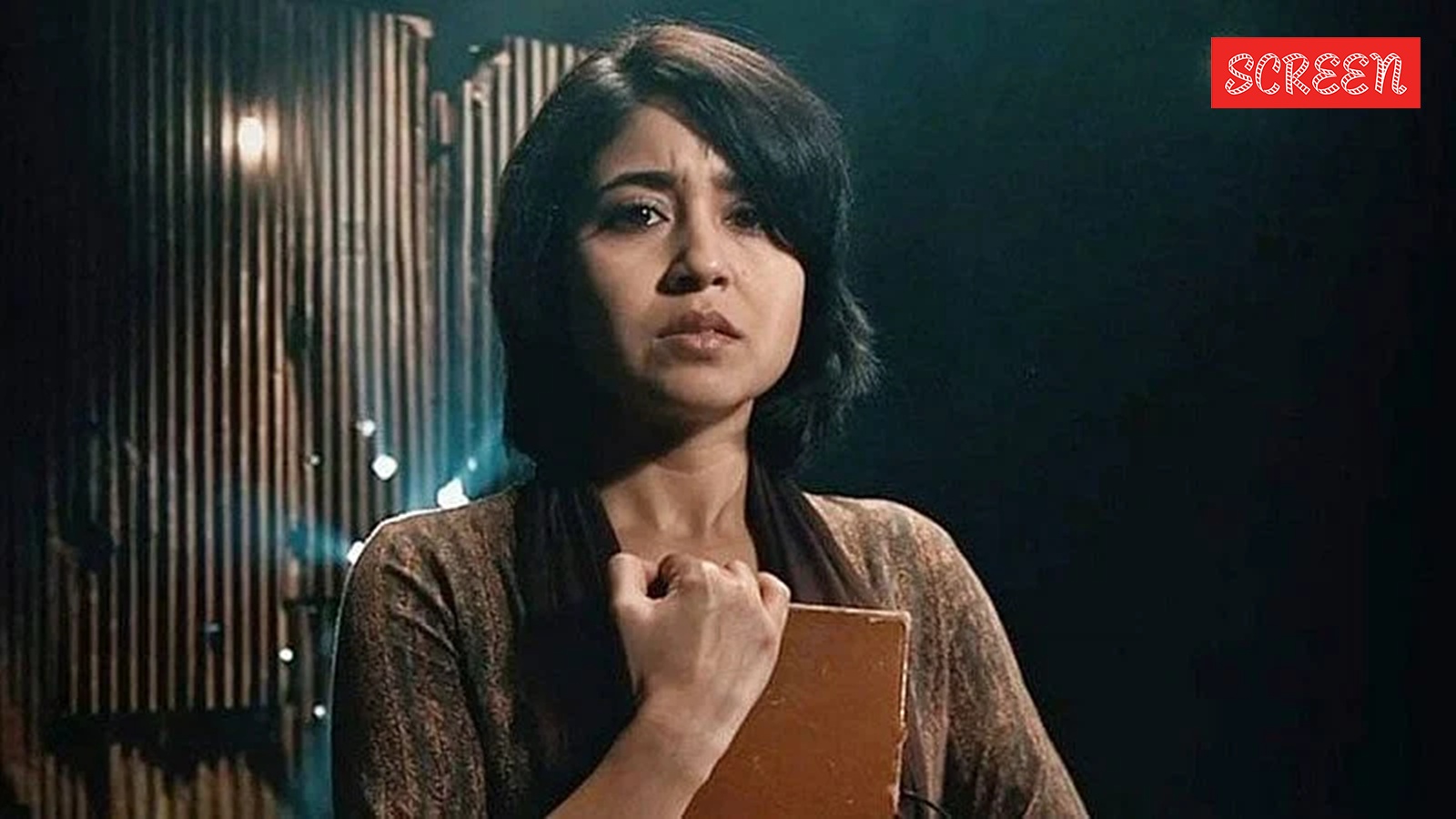 Shweta Tripathi aka Golu Gupta reveals Mirzapur film shooting still ...