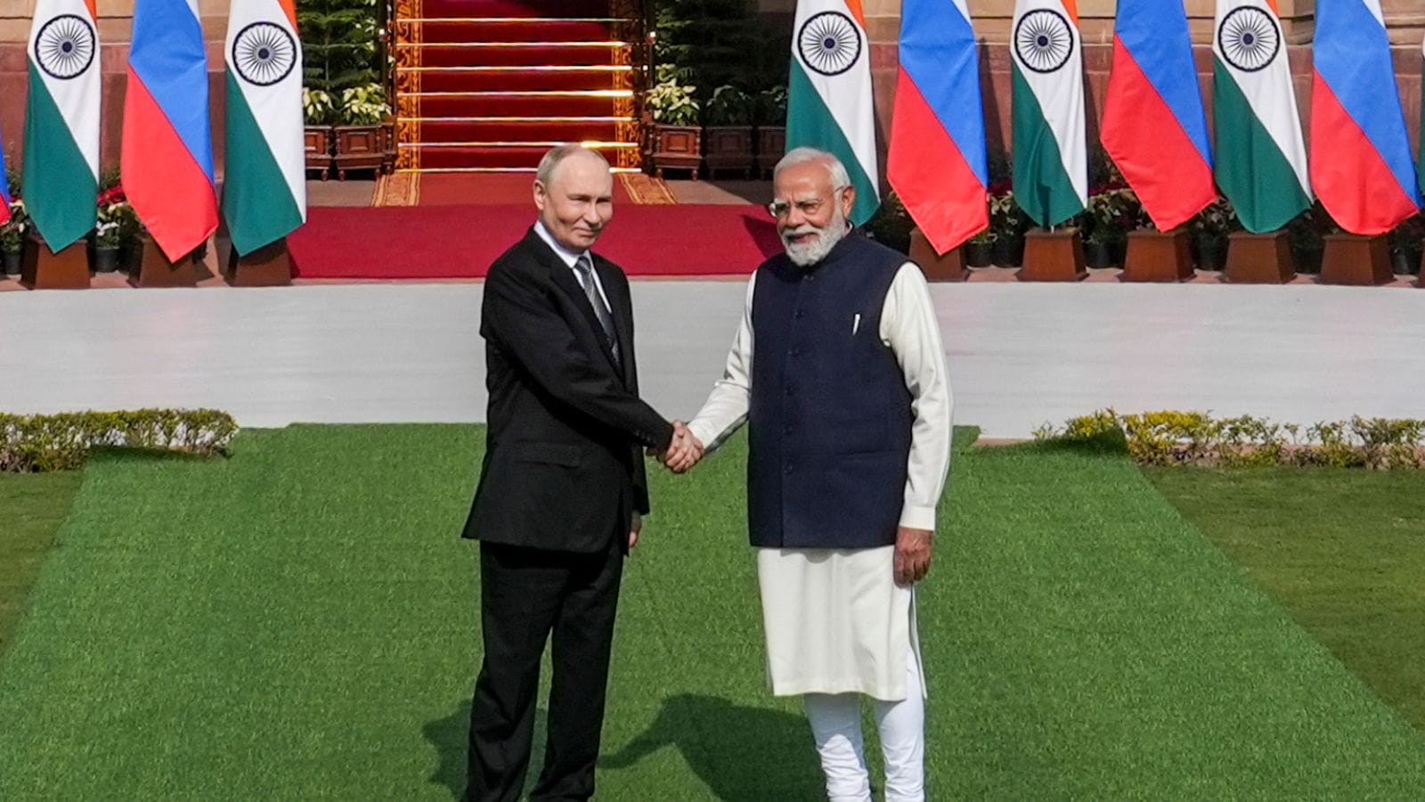 In Ukraine war, ‘India on side of peace’, PM Modi tells President Putin ...