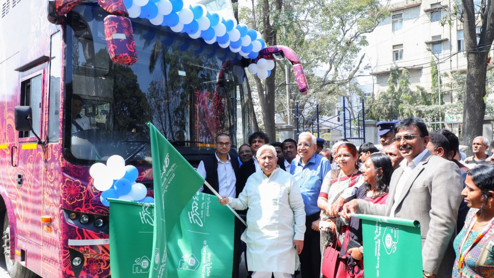 Double-decker tourist buses back in Bengaluru after 29 years: Hop on ...
