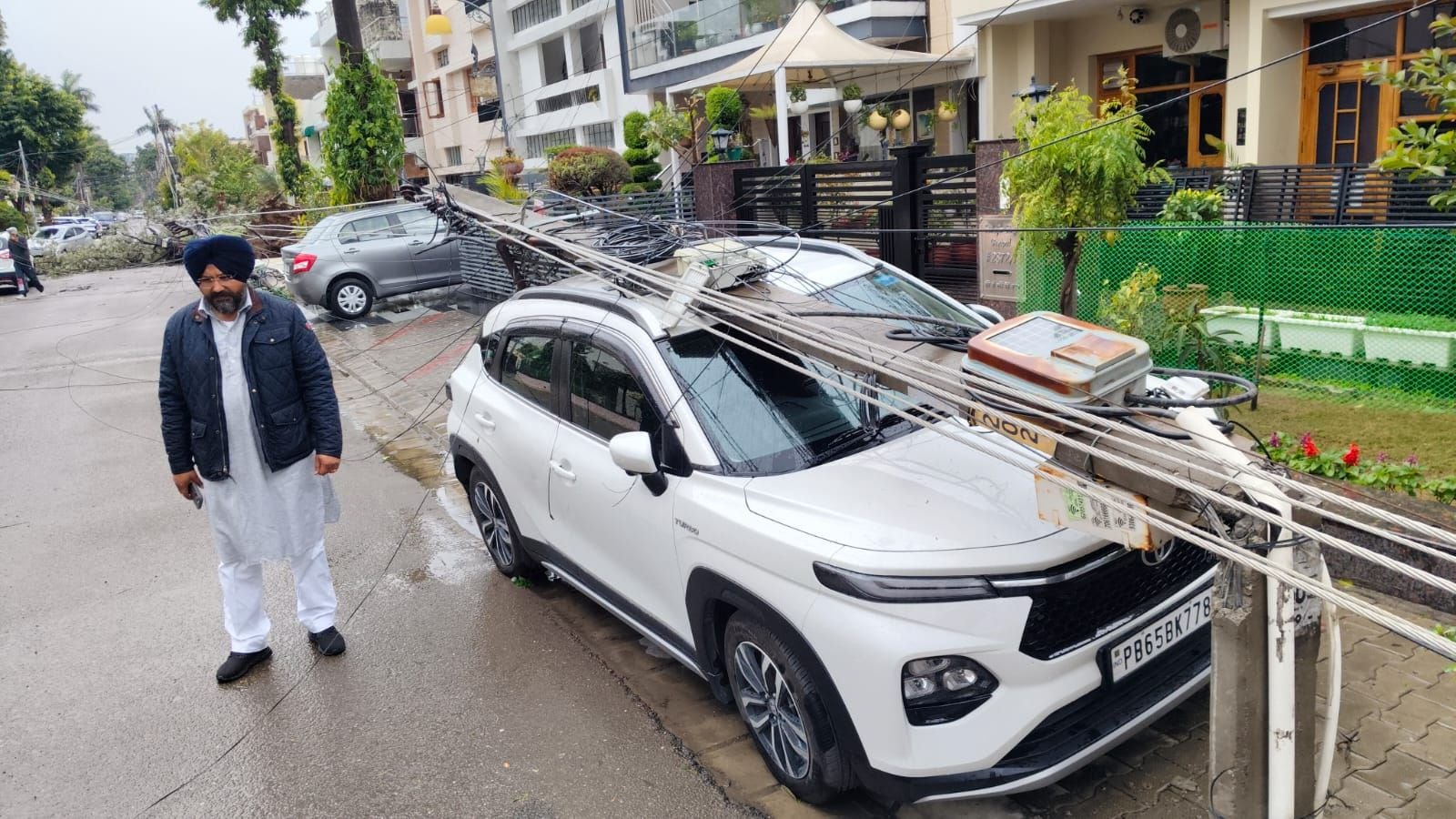 Heavy rain, storm batter Chandigarh: 3 children injured as roof ...