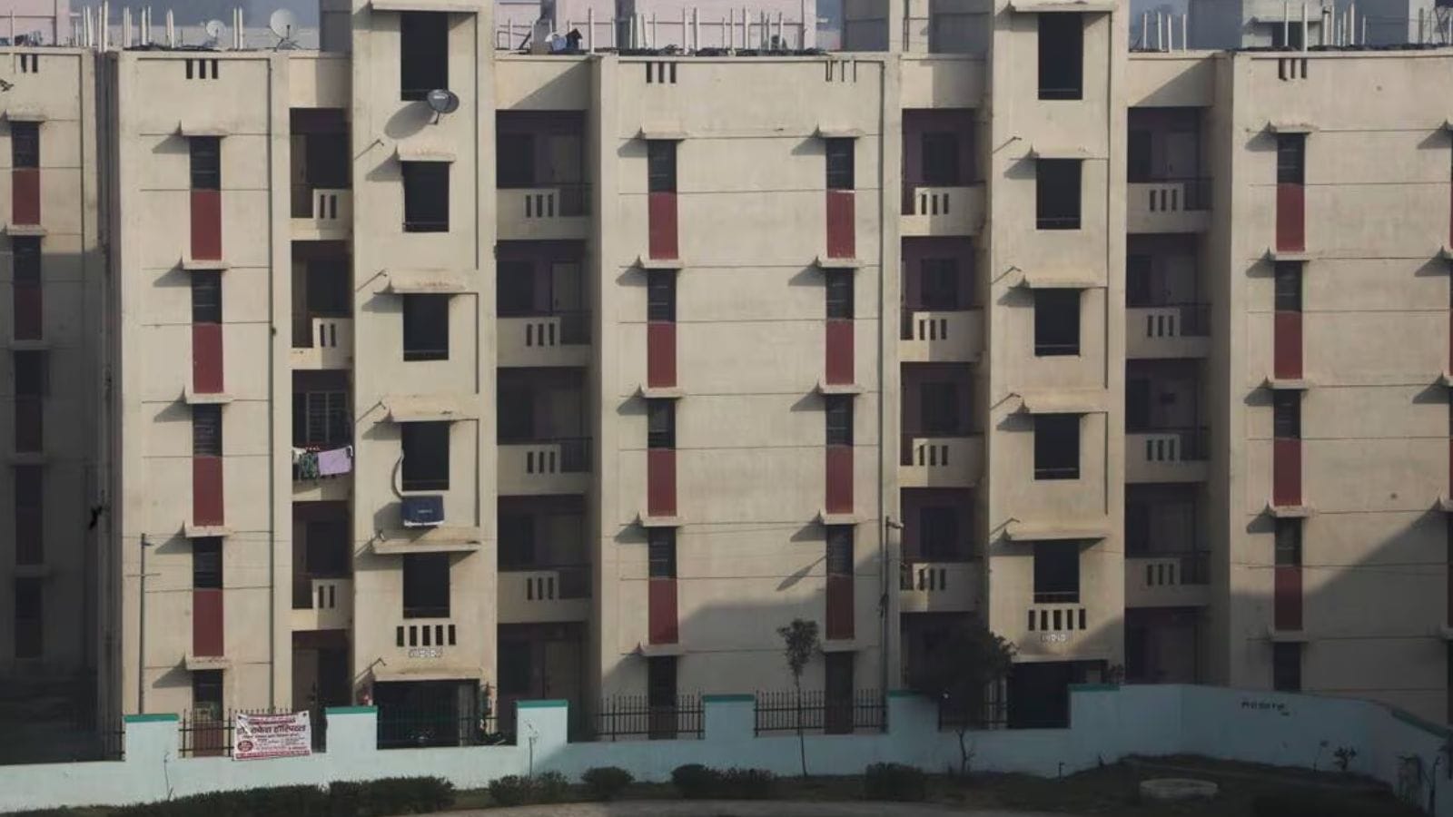 Your Dream Home in Delhi? DDA Just Slashed Flat Prices by 25%—Here’s ...