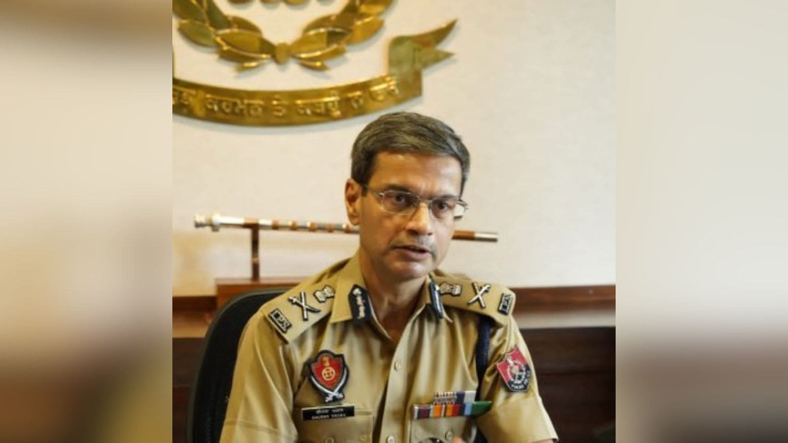 10 Goldy Brar gang members arrested for extortion; Austrian Glock ...