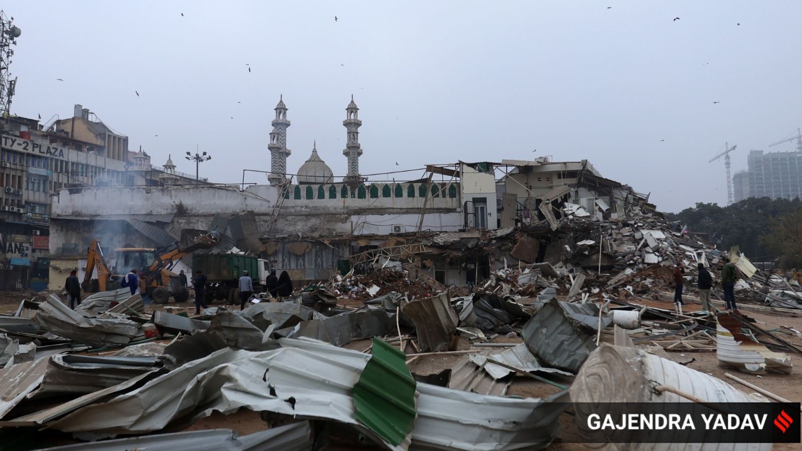 Demolition drive near Delhi’s Faiz Elahi mosque turns violent amid ...