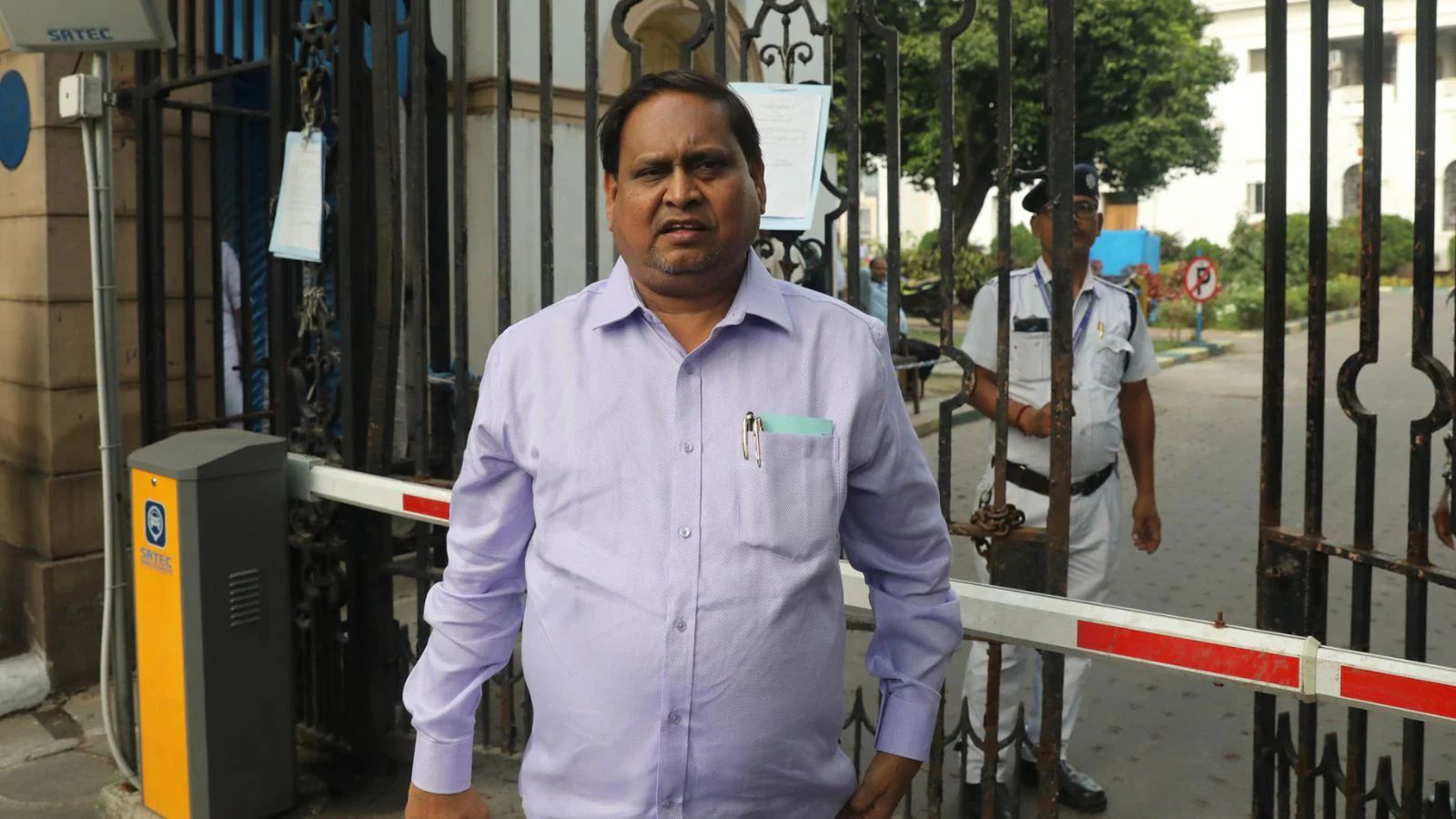 ‘Go Back, BJP Agent’: TMC supporters protest after Humayun Kabir visits ...