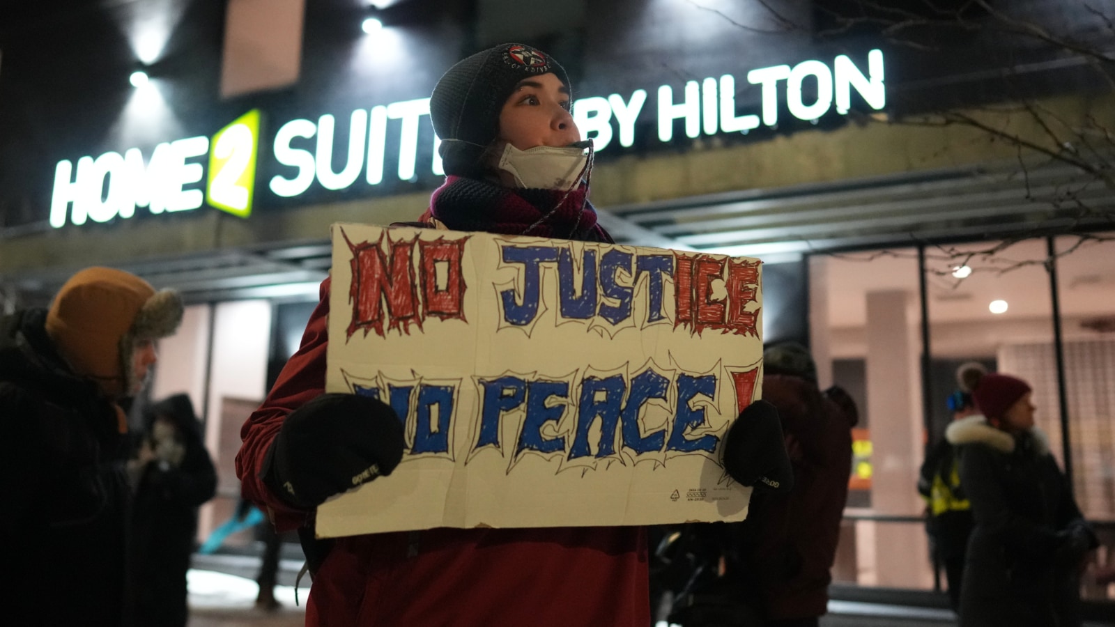 FBI is investigating Signal groups tracking ICE movement in Minnesota ...