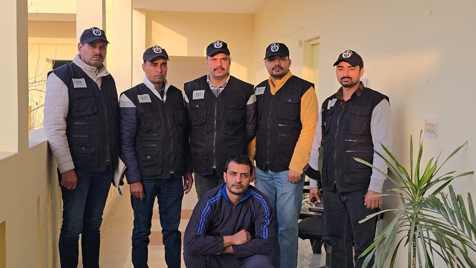 Wanted Lawrence Bishnoi gang member deported from US, arrested by ...