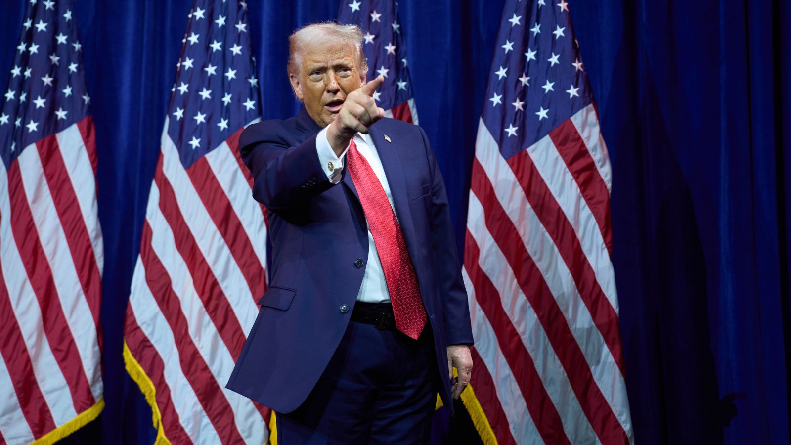 Trump invites Colombia’s Petro to White House after earlier threat of ...