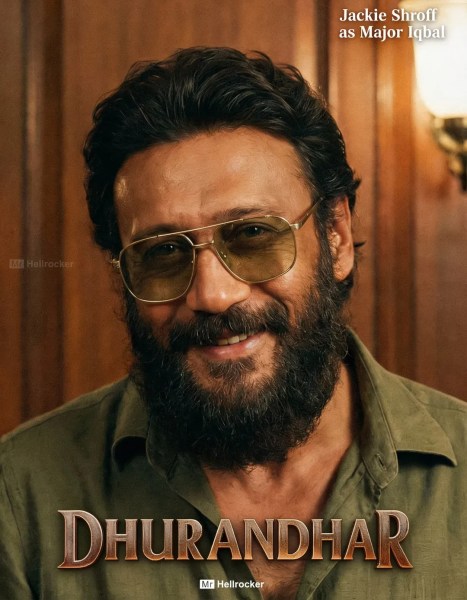 Amitabh Bachchan as Hamza, Vinod Khanna as Rehman Dakait: AI re ...