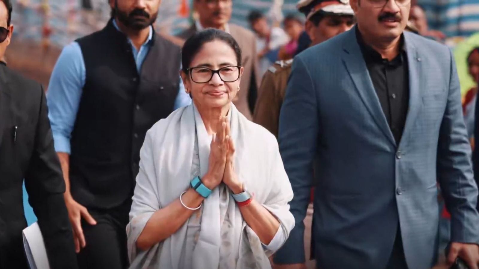 CM Mamata lays foundation for Mahakal temple, says ‘Siliguri to become ...