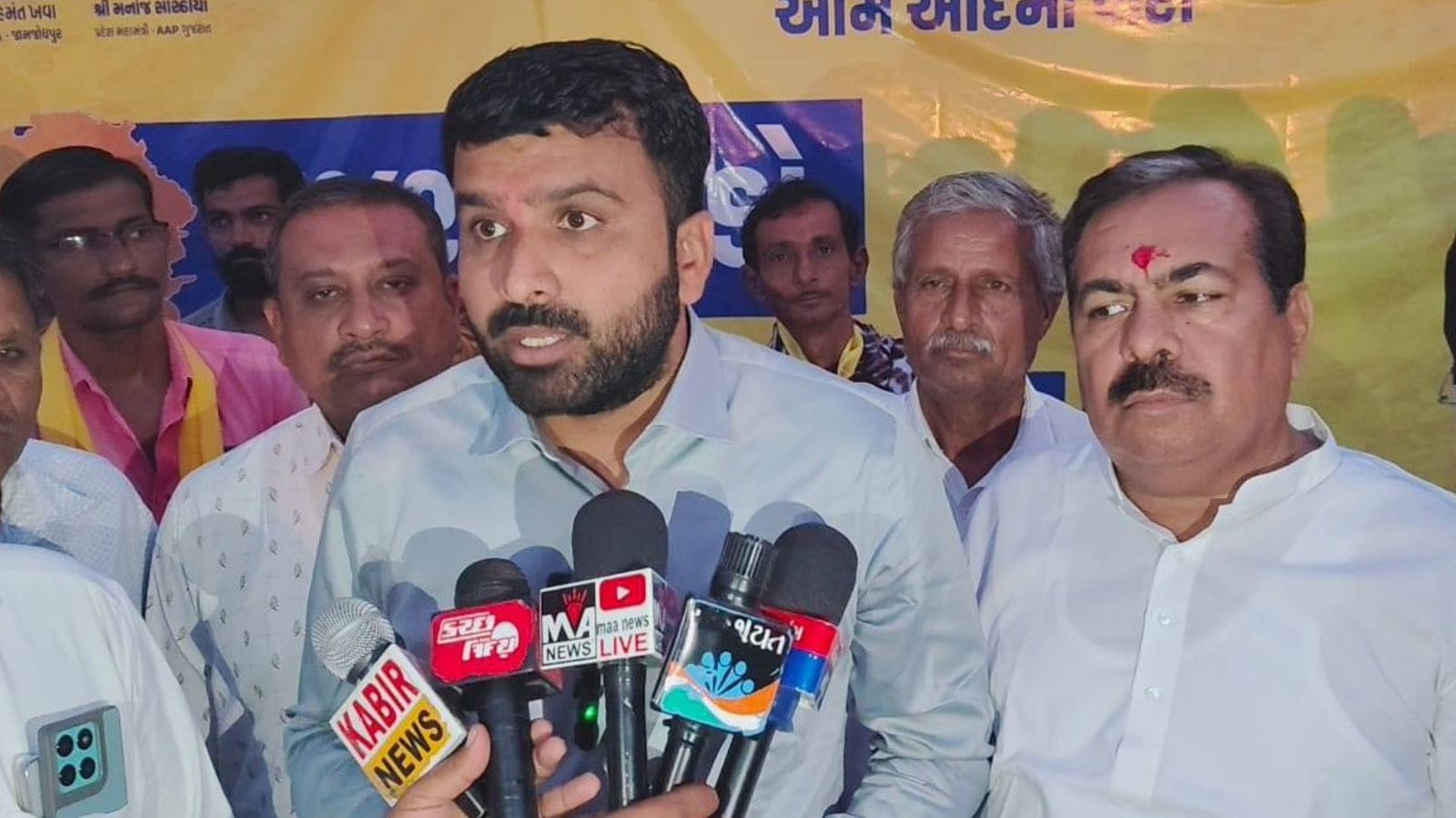 Gujarat AAP farmer wing chief Raju Karpada resigns from all posts ...