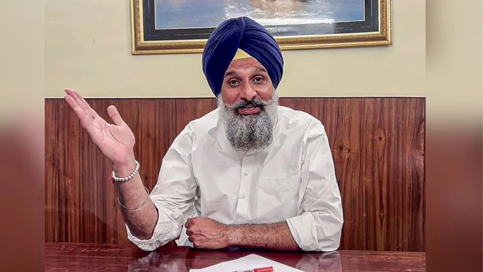 'The lion is out': Bikram Majithia twirls moustache as he walks out ...