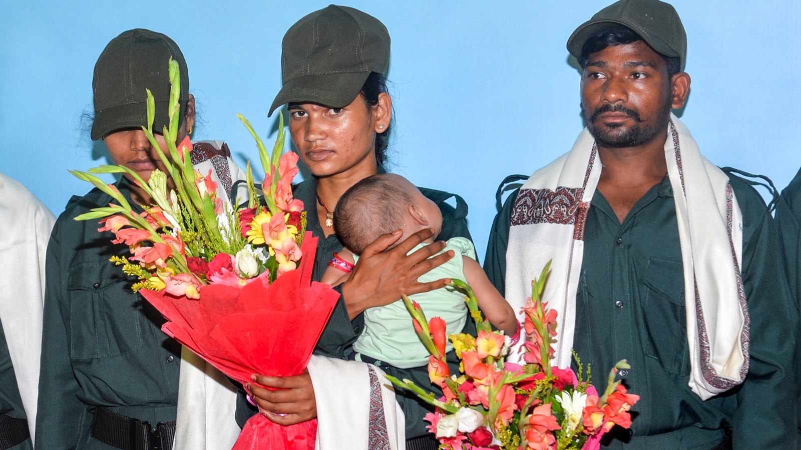 Largest Maoist surrender in Jharkhand today, hunt on for last active ...